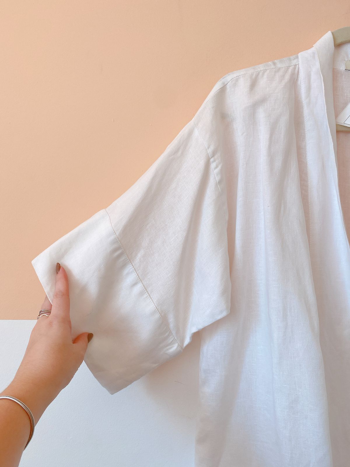 Kimono linho branco flor Junior Costa P – Basiquinha