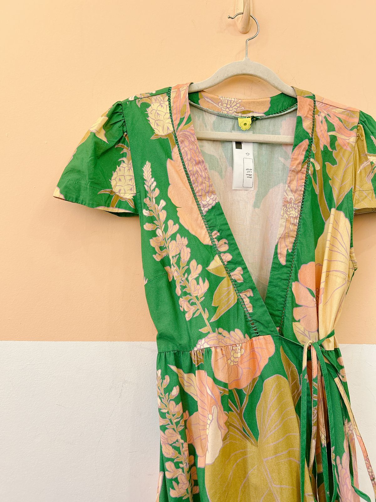 Vestido envelope verde flores Farm G – Basiquinha